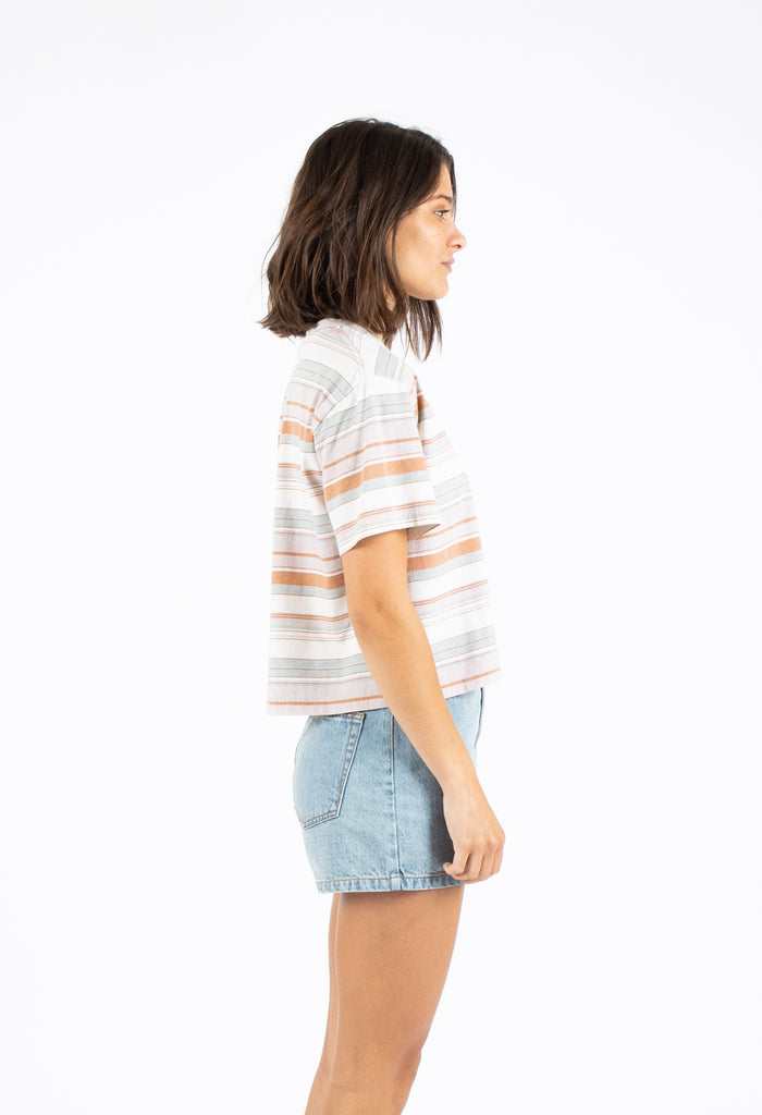 HORIZONS CROP SHORT SLEEVE TEE - ROSE CLOUD | Rusty USA
